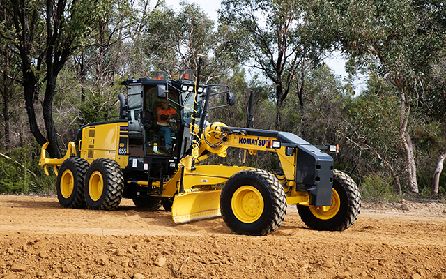 Tier 4 grader promises fewer emissions, fuel economy - Quarry