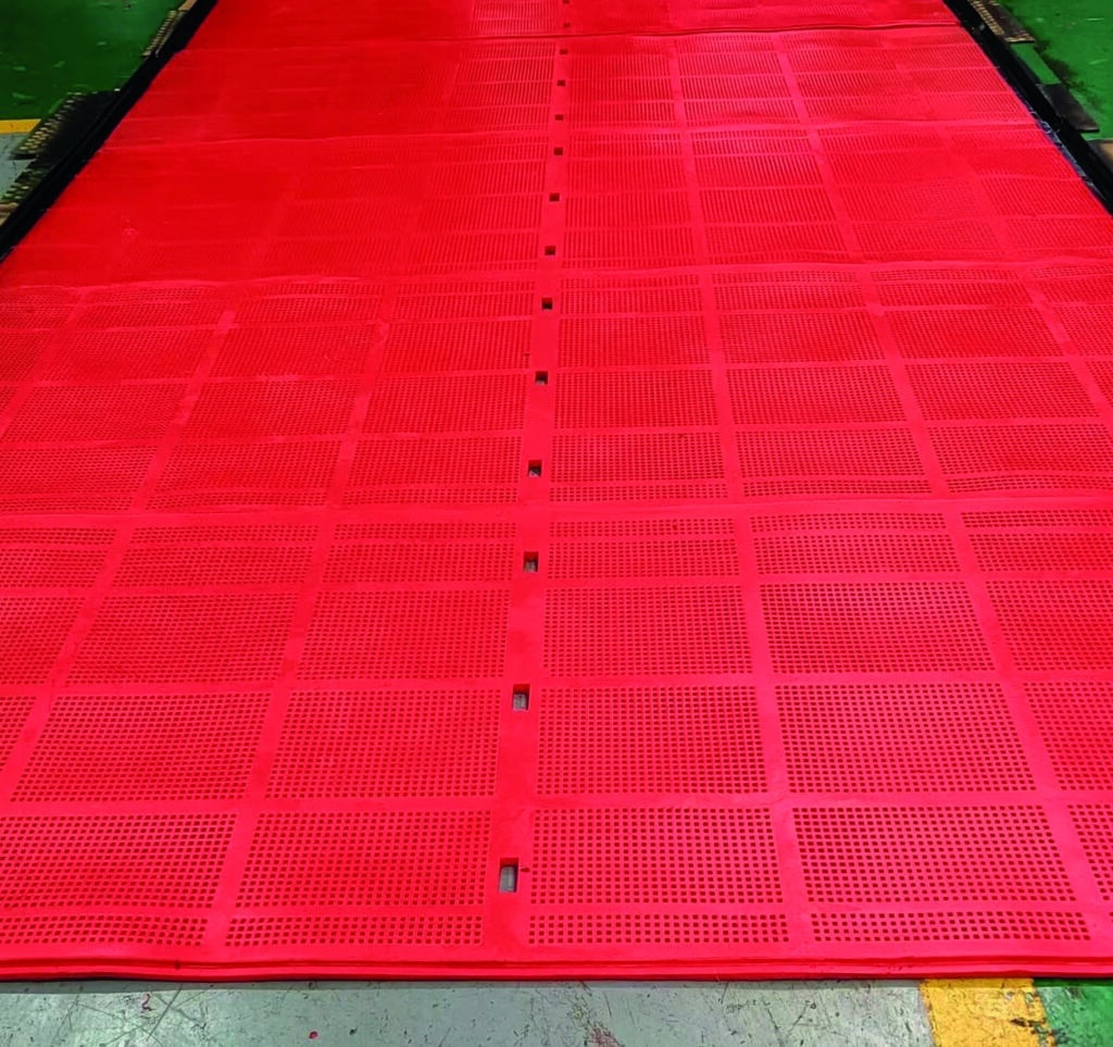Polyurethane tension mats for longer life - Quarry